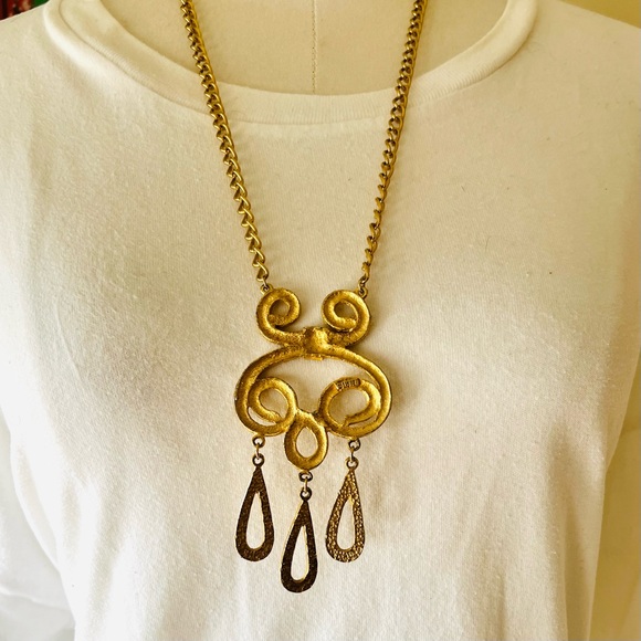 Lisner Jewelry | Jewelry | Lisner 96s Pendent Necklace | Poshmark